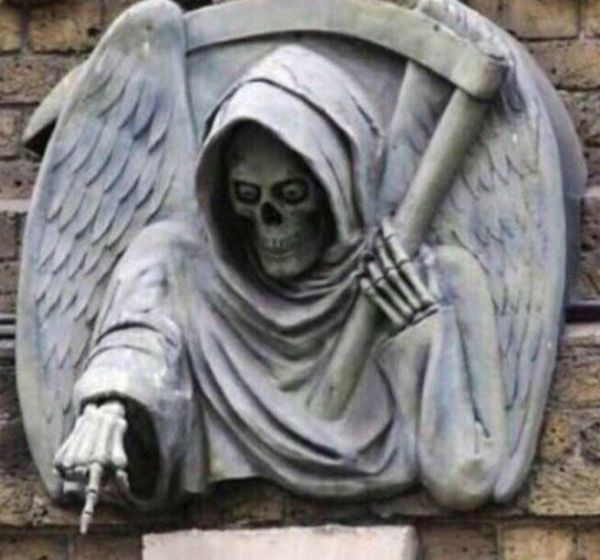 Pointing Grim Reaper Statue - Meming Wiki